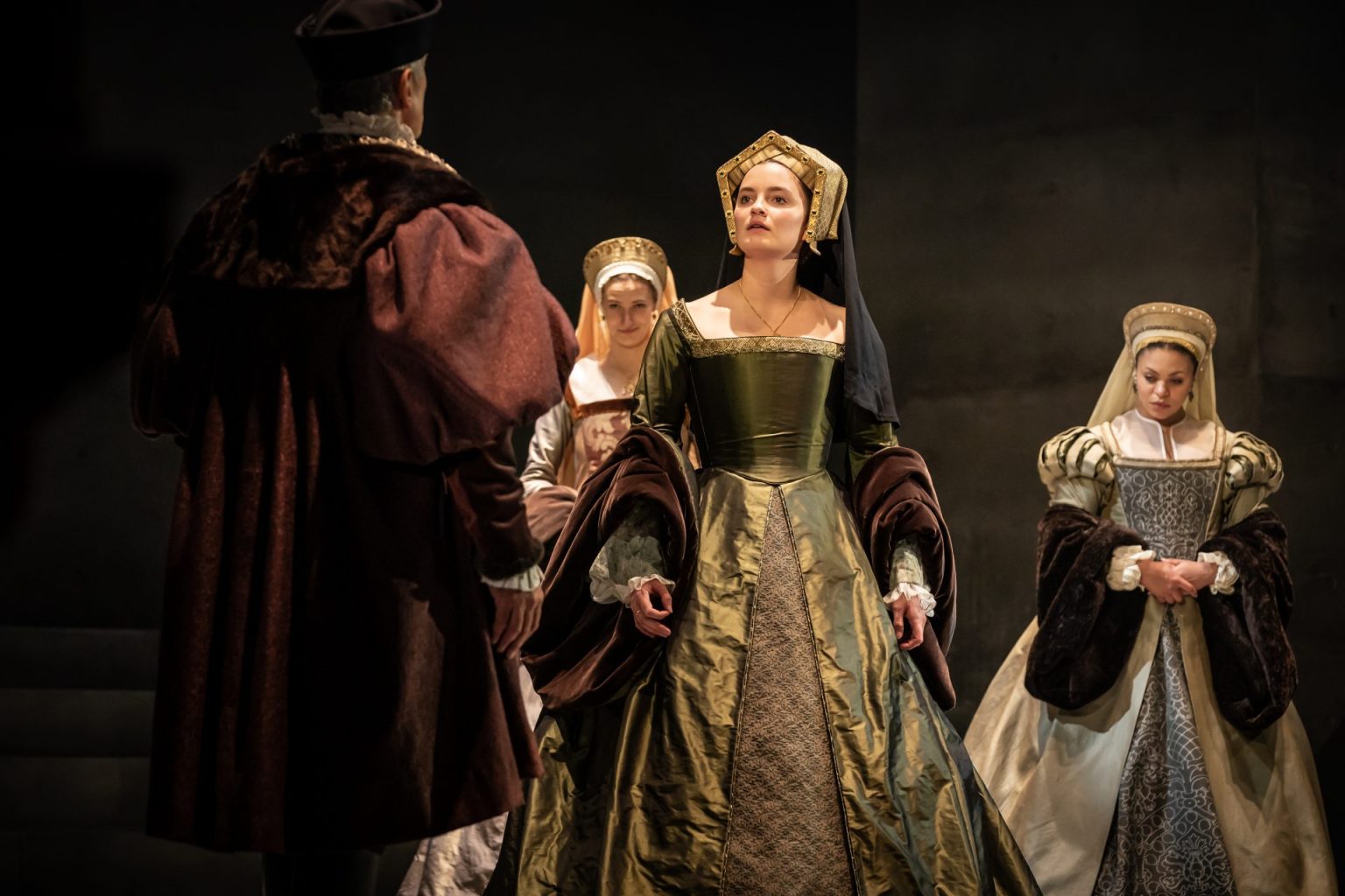Theatre Review: Hilary Mantel's The Mirror and the Light makes a bit of ...