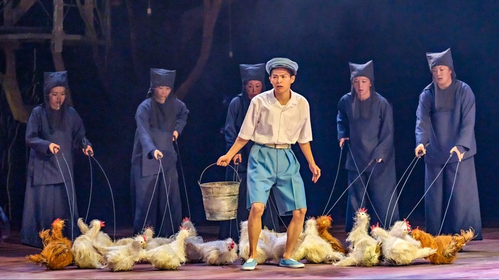 Theatre Review: My Neighbour Totoro is a low point for British theatre ...