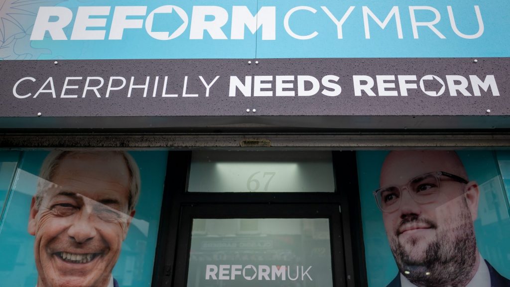 Reform duck a debate for the most bizarre of reasons - The New World